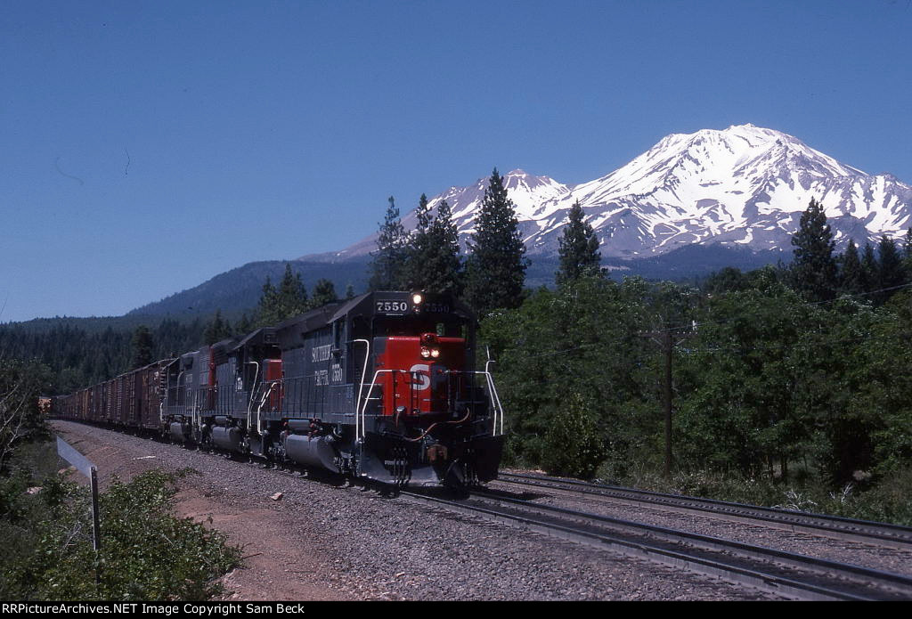 SP 7550 with Mount Shasta in the Background